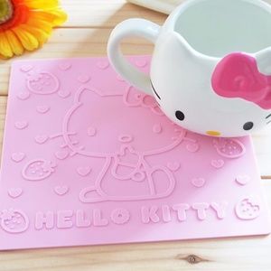 Hello Kitty | Kitchen | Hello Kitty Silicon Insulated Pad Mat Kitchen ...